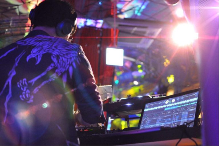 DJ Light.aka│クリエイター集団hoshizora